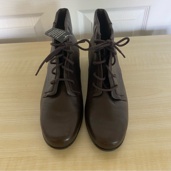 Liz Baker | Shoes | Liz Baker Leather Granny Ankle Bootie Vintage | Poshmark